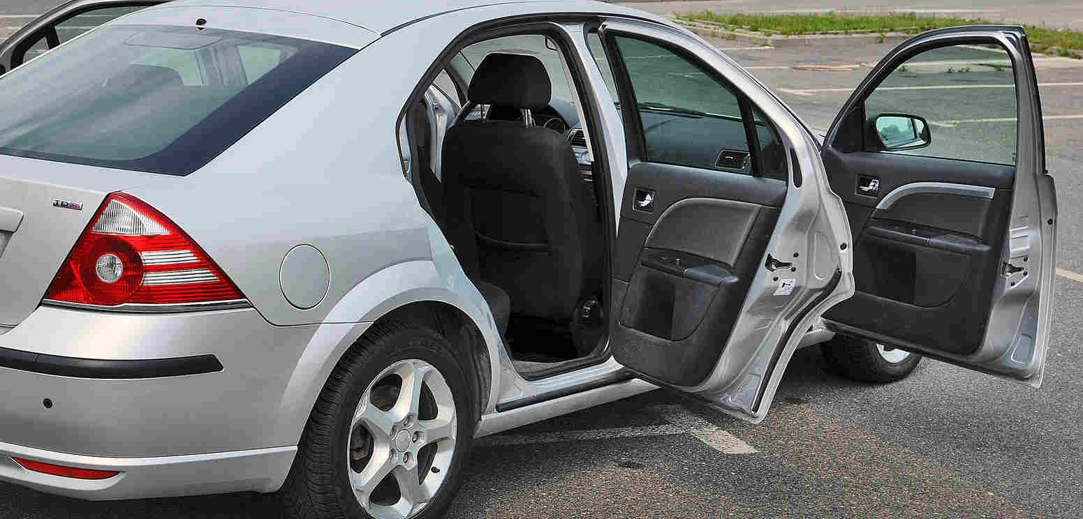 Aanrijding openslaand portier - Letselschadespecialist.nl